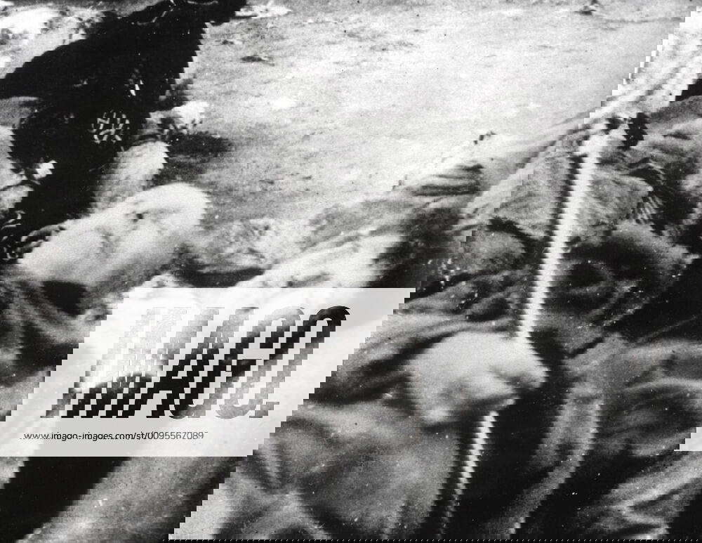 Second World War Dead bodies of MUSSOLINI 1883 1945 and his mistress ...