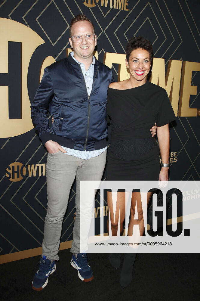 R J Fried with his wife Rachel Fried at the Showtime Golden Globe ...