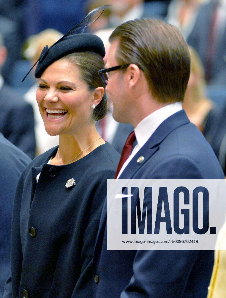 STOCKHOLM 2013 09 17 Crown Princess Victoria and Prince Daniel arrive ...