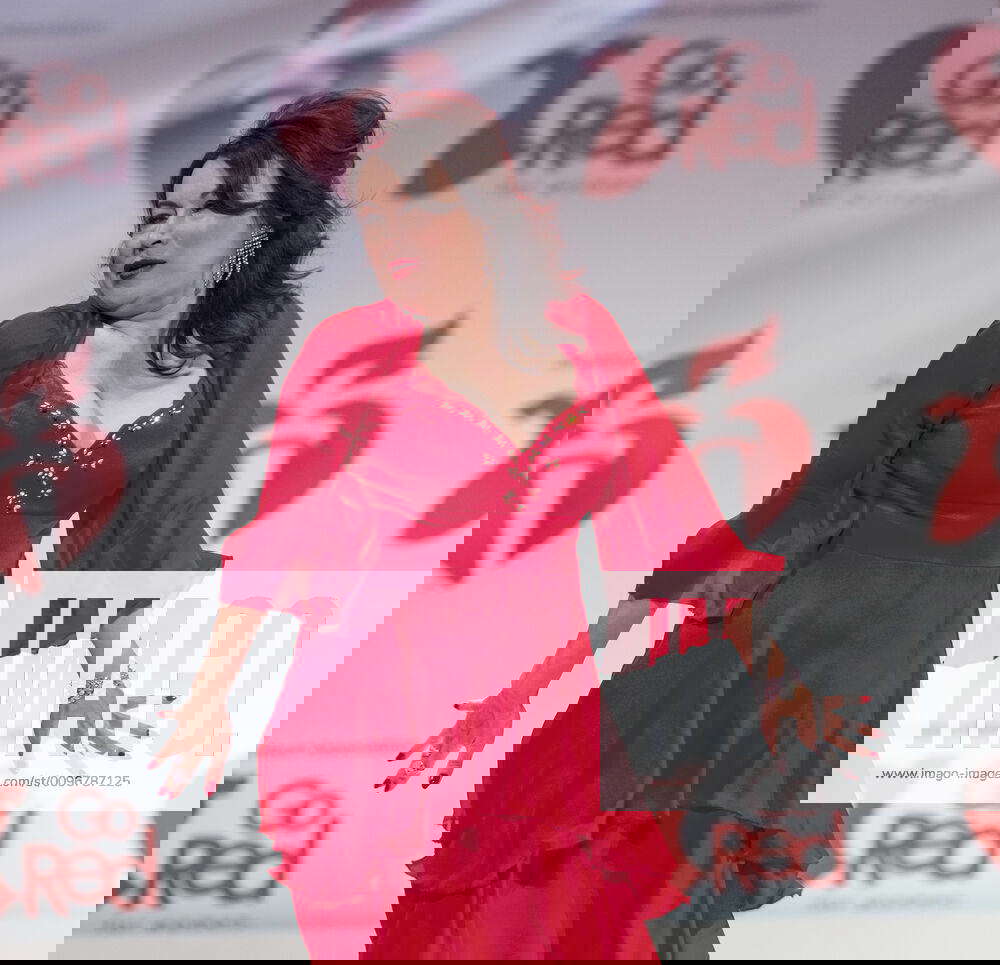 Go Red For Women Red Dress Collection 2020 runway Jennifer Tilly ...