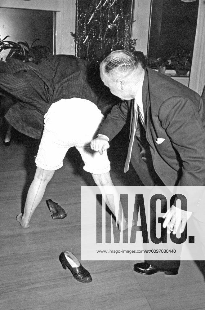 jealousy, husband spanking wife, 1950s, Germany