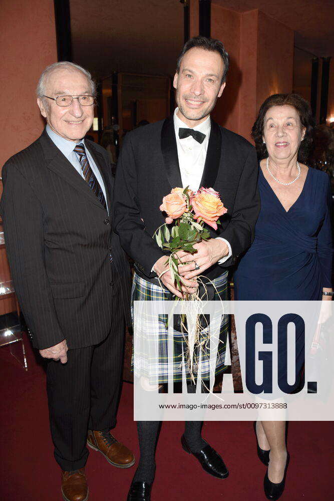 Father Werner Manfred Stecher Mother Isabella Muenchen 24 02 20 ...