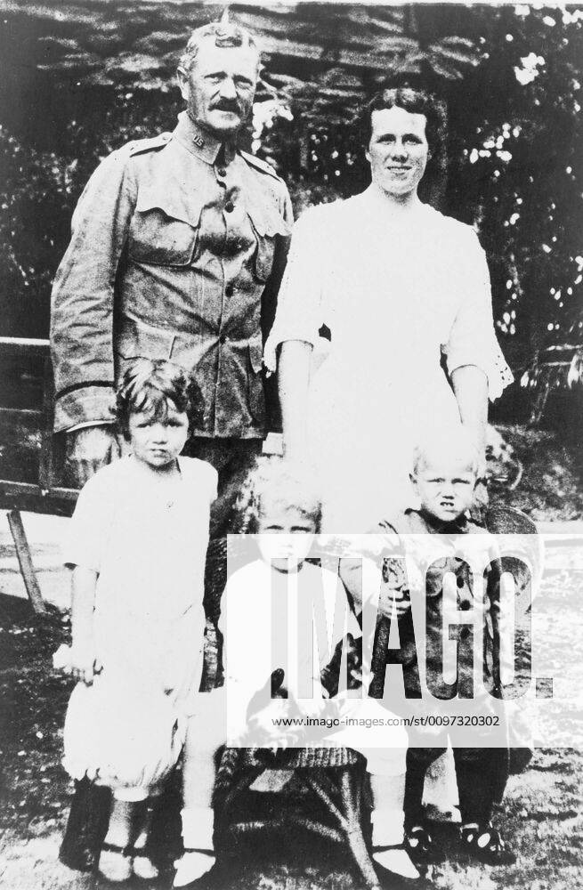 General John Pershing with wife and three children. In 1915 his wife ...