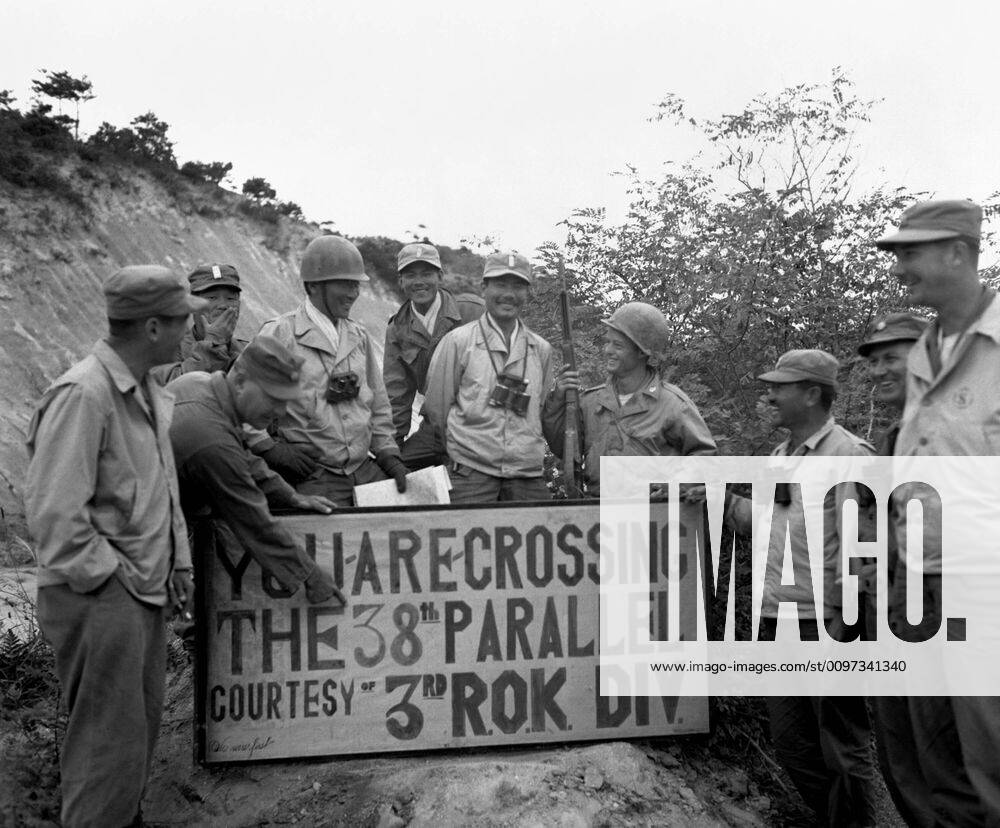 First UN troops to cross the 38th Parallel hold a sign posting ceremony ...