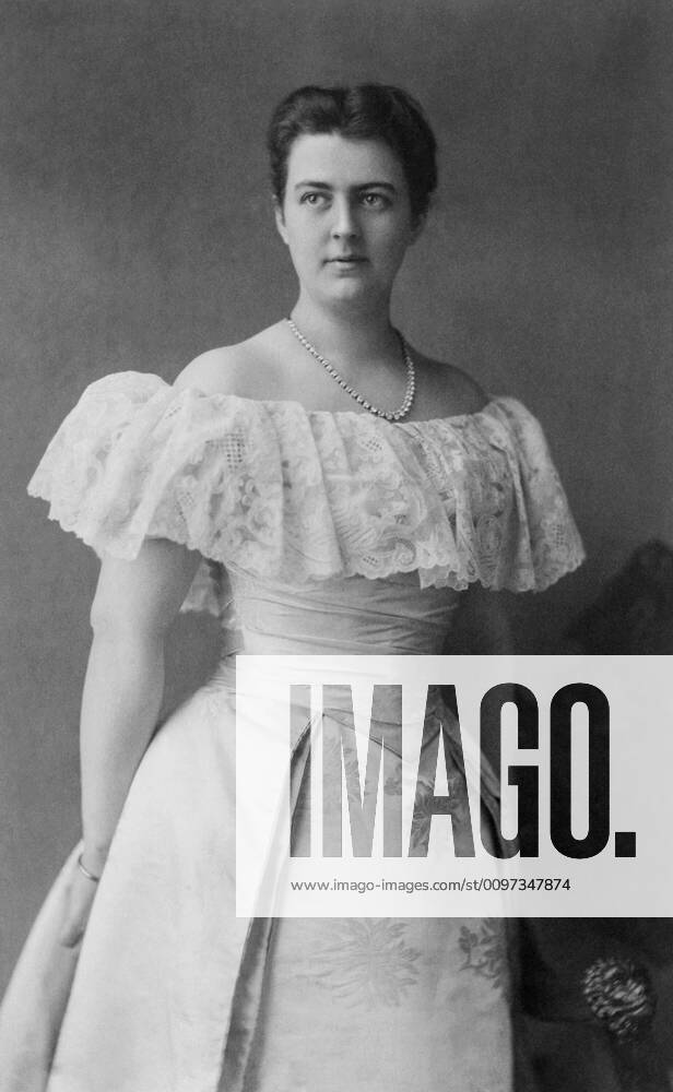 Frances Folsom Cleveland, wife of Grover Cleveland, 22nd President of ...