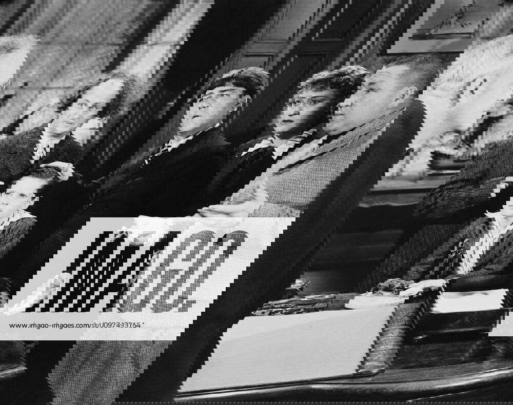 CASH AND CARRY, from left: Al Richardson as President Franklin ...