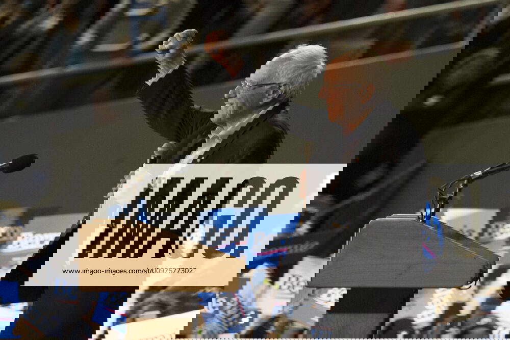 March 5, 2020, Phoenix, Arizona, U.S: Senator Bernie Sanders campaigns ...