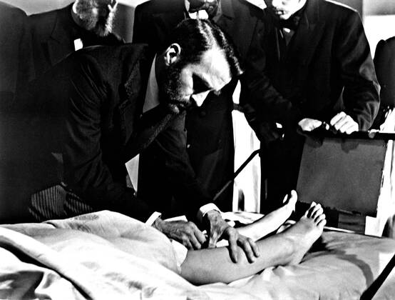 FREUD, Montgomery Clift, 1962. Courtesy Everett