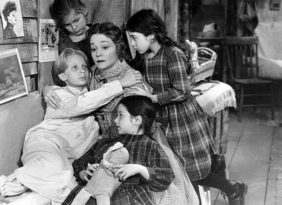 THIS IS MY LOVE, from left: Susie Mathers, Linda Darnell, Jerry Mathers ...