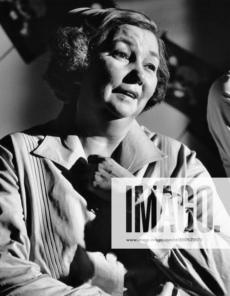 THE NAKED KISS, Patsy Kelly, 1964 Courtesy Everett Collection