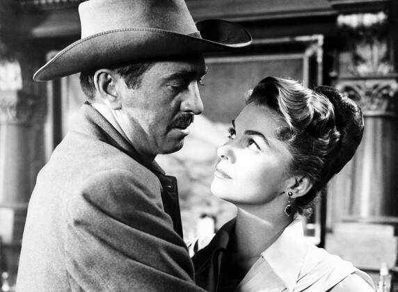 THE WAYWARD GIRL, (aka UNG FLUKT), aka YOUNG SINNERS), from left: Atle ...