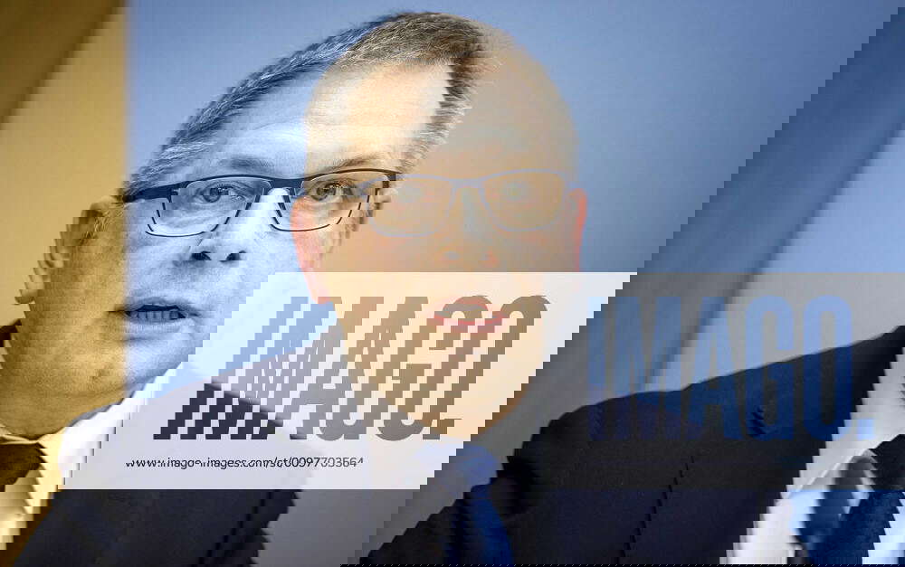 Karl Broich, Praesident des Bundesinstituts fuer Arzneimittel und ...