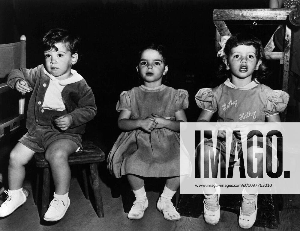 SUMMER STOCK, Thomas Payne (Gloria DeHaven s son), Liza Minnelli ...