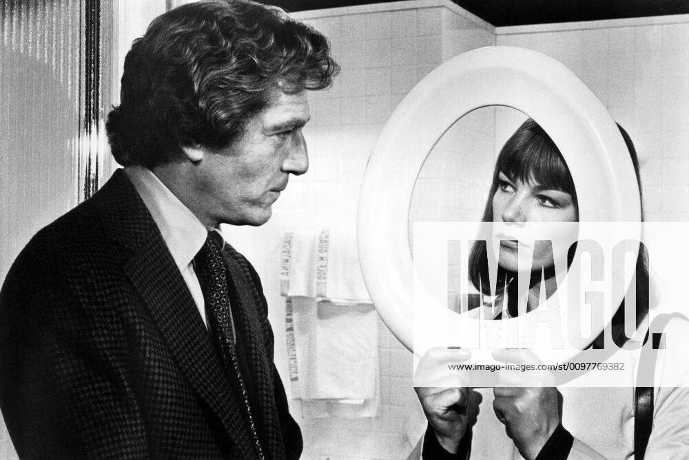 A Touch Of Class George Segal Glenda Jackson 1973 Courtesy Everett Collection Achtung