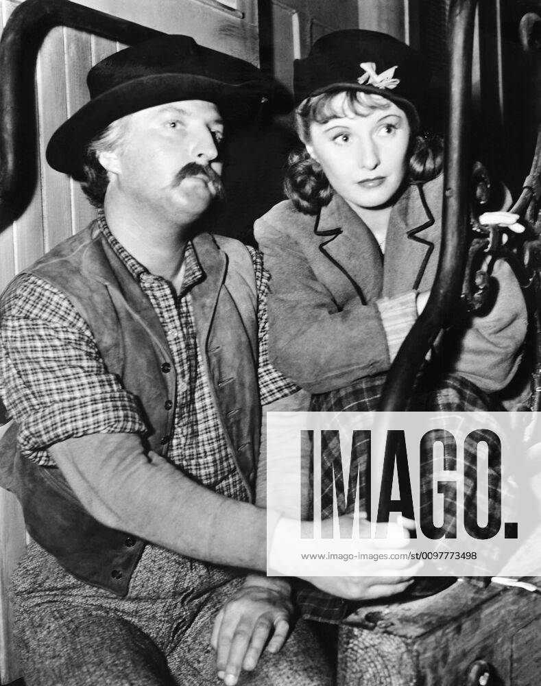 UNION PACIFIC, from left: Bert Stevens, Barbara Stanwyck, 1939 !ACHTUNG ...