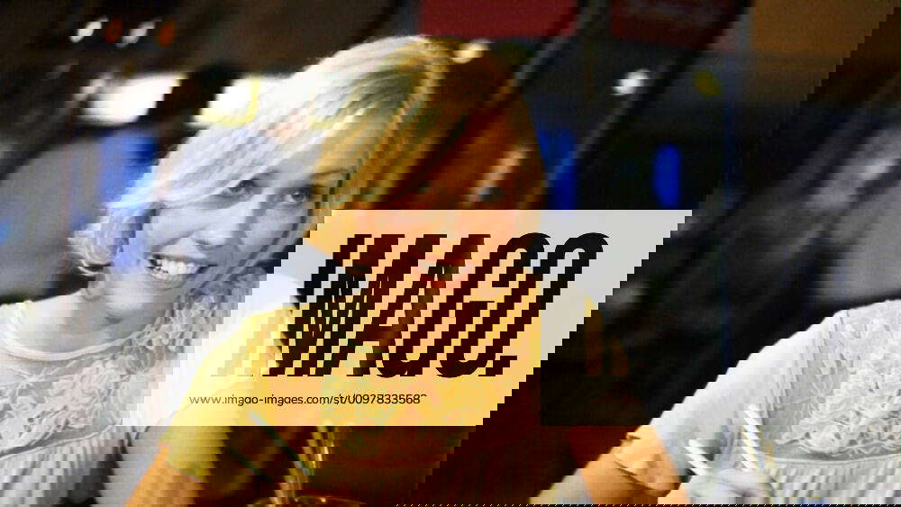 BIRDEMIC: SHOCK AND TERROR, Whitney Moore, 2008. Severin Films Courtesy ...