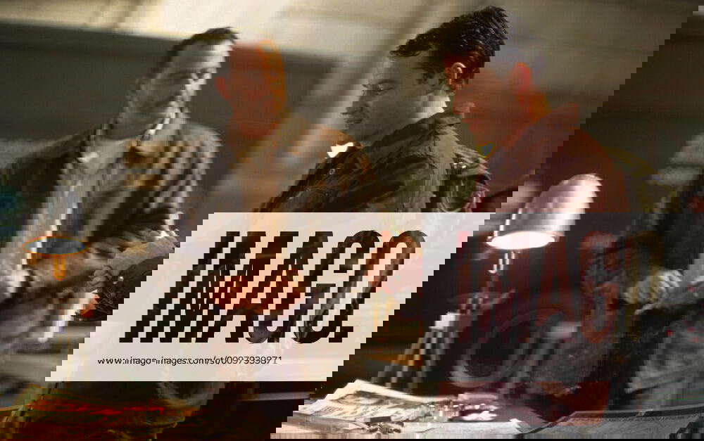 GODZILLA, Jean Reno, Matthew Broderick, 1998. TriStar Pictures courtesy ...