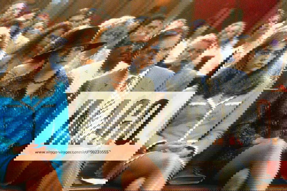 WILD THINGS, Denise Richards, Theresa Russell, Robert Wagner, 1998 ...