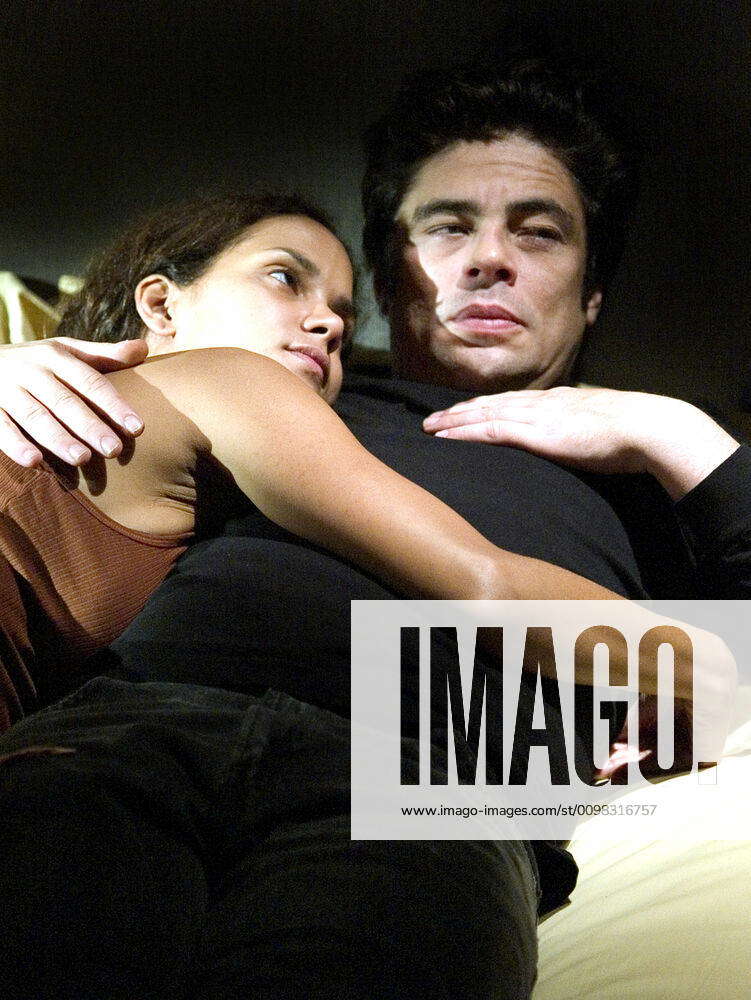 THINGS WE LOST IN THE FIRE, Halle Berry, Benicio Del Toro, 2007 ...
