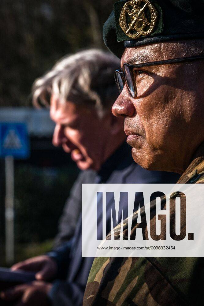 2020-03-21 17:14:22 TILBURG - Luitenant-Kolonel Jerome Hek en Marcel ...