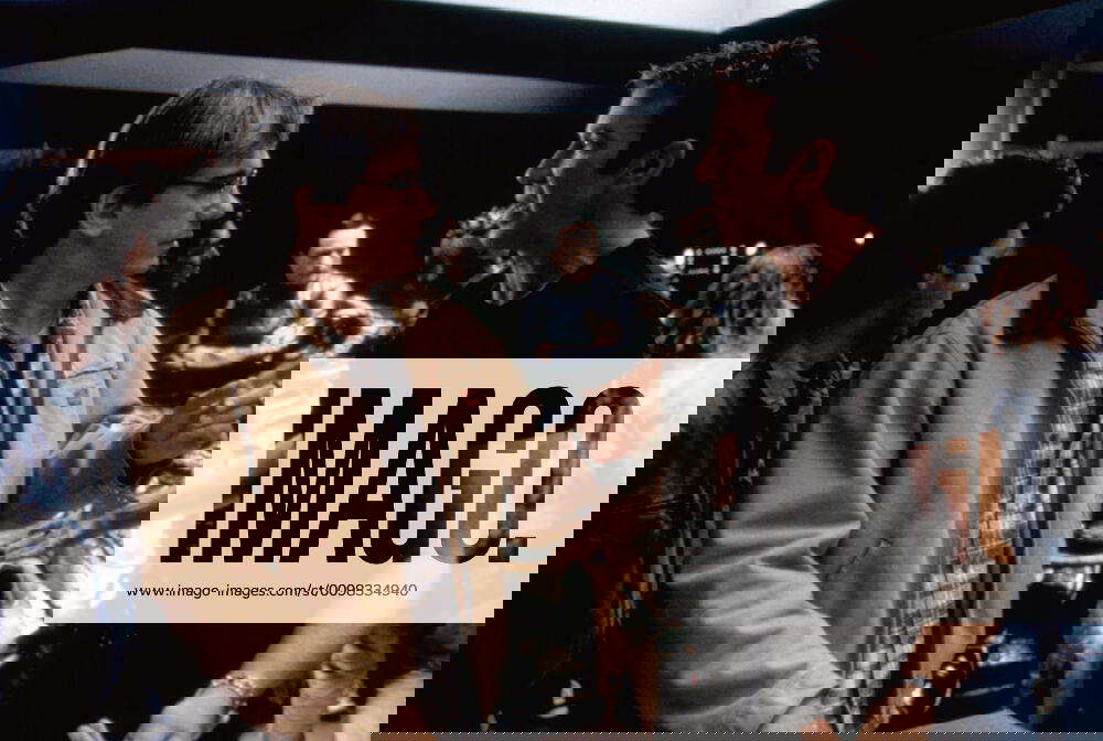 GALAXY QUEST, director Dean Parisot, Tim Allen on set, 1999, (c ...