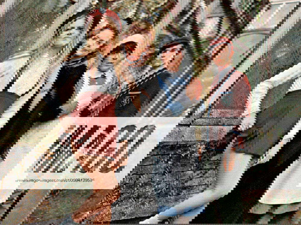 GIRLY, (aka MUMSY, NANNY, SONNY AND GIRLY), from left: Vanessa Howard ...