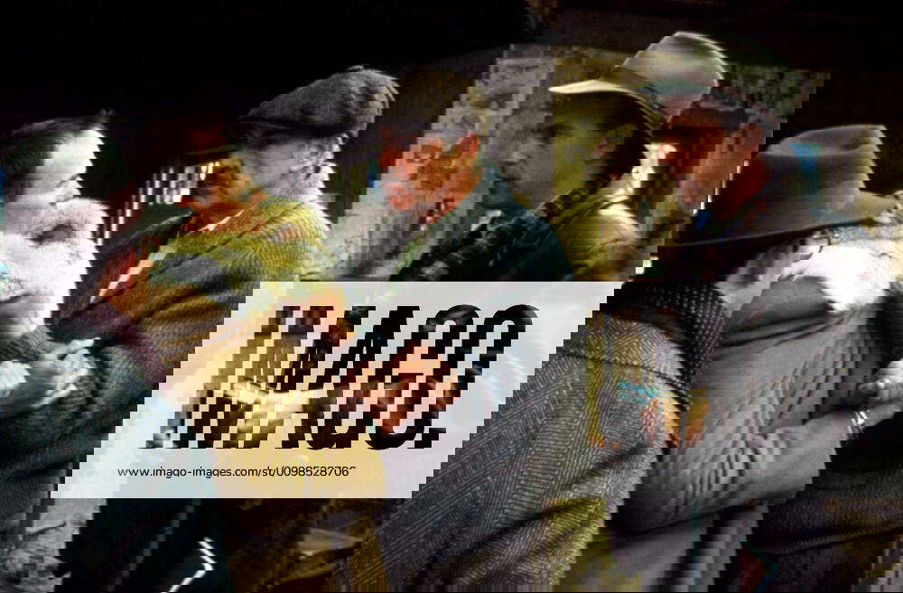 THE UNTOUCHABLES, Sean Connery, Kevin Costner, 1987. (c) Paramount ...