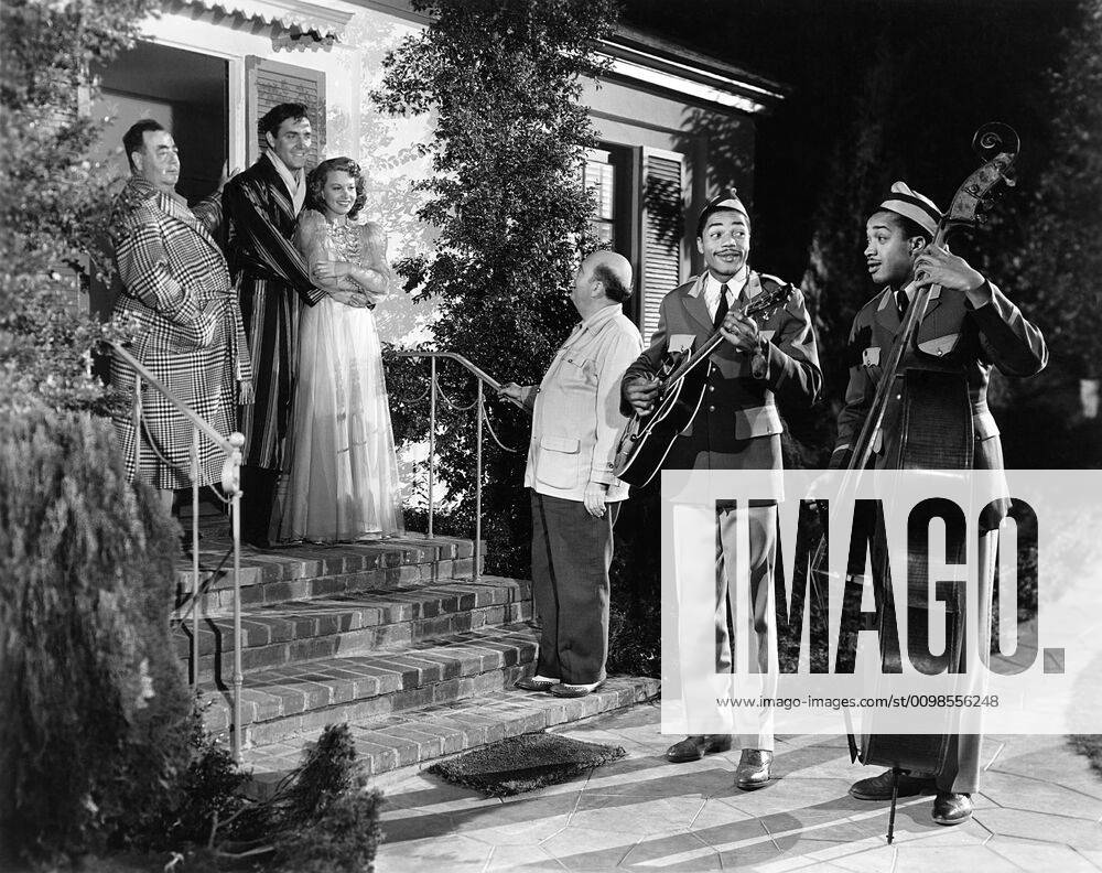 ALMOST MARRIED, from left, Eugene Pallette, Robert Paige, Jane Frazee ...