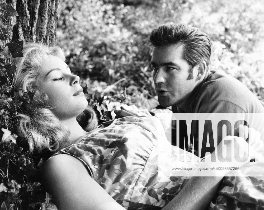 THE ANGRY SILENCE, from left, Penelope Horner, Michael Craig, 1960 ...