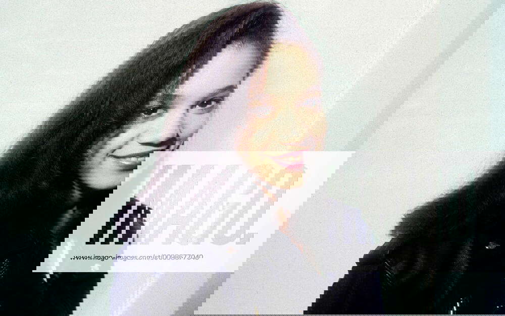 Tracie Spencer during a photo shooting at EMI Records London, 11 04 ...