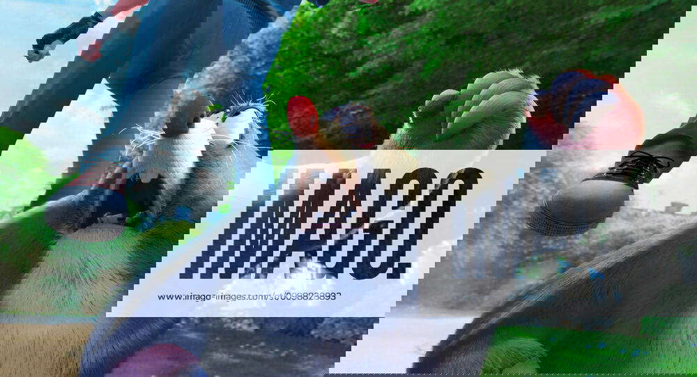 THE NUT JOB 2: NUTTY BY NATURE, Mole, 2017. Open Road Films courtesy ...