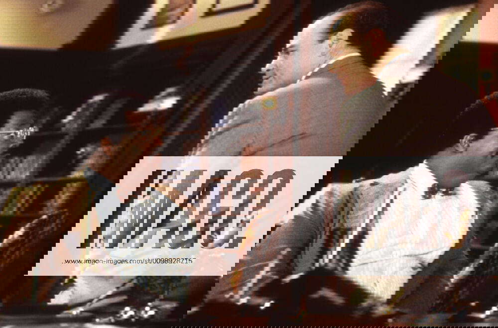 THE NUTTY PROFESSOR, Eddie Murphy, Larry Miller, 1996, (c)Universal ...