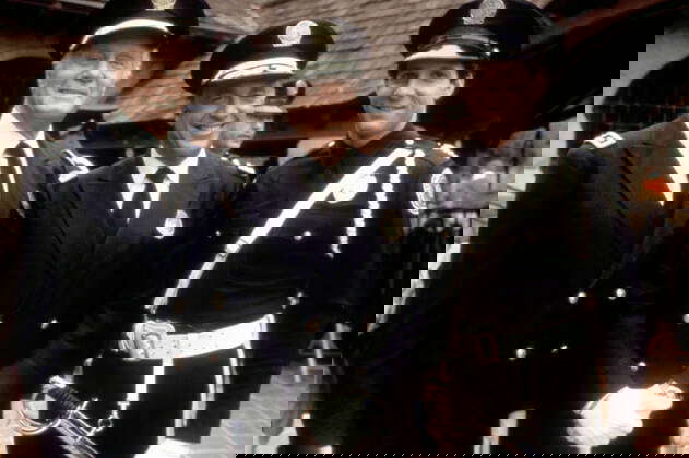 THE PEOPLE S COURT, Doug Llewelyn, Judge Wapner, Rusty Burrell, 1981-93 ...