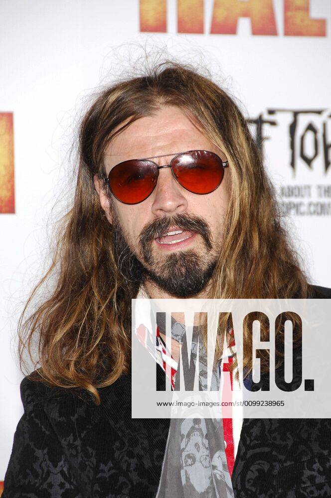 Rob Zombie at arrivals for Premiere of Rob Zombie s HALLOWEEN, Grauman ...