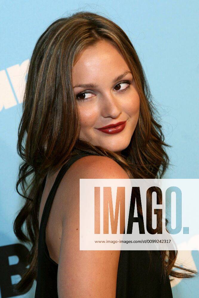 Leighton Meester at arrivals for ENTOURAGE Premiere of Season Five on ...