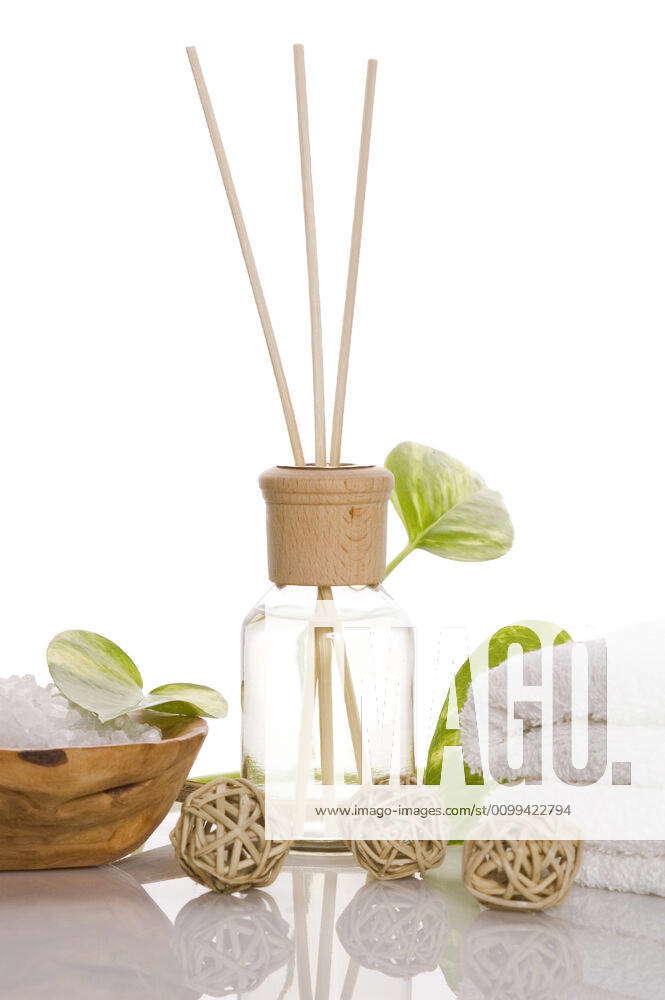 Aroma therapy aroma therapy objects. bottle of esential oil, bath ...