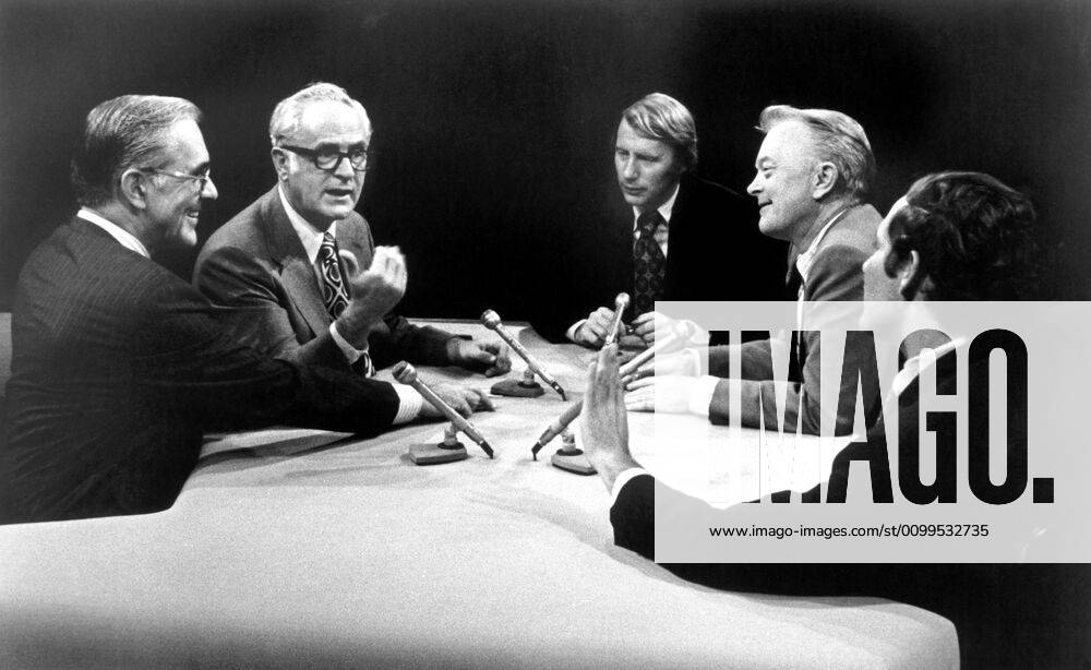 WASHINGTON WEEK IN REVIEW, Charles Corddry, Peter Lisagor, Robert ...