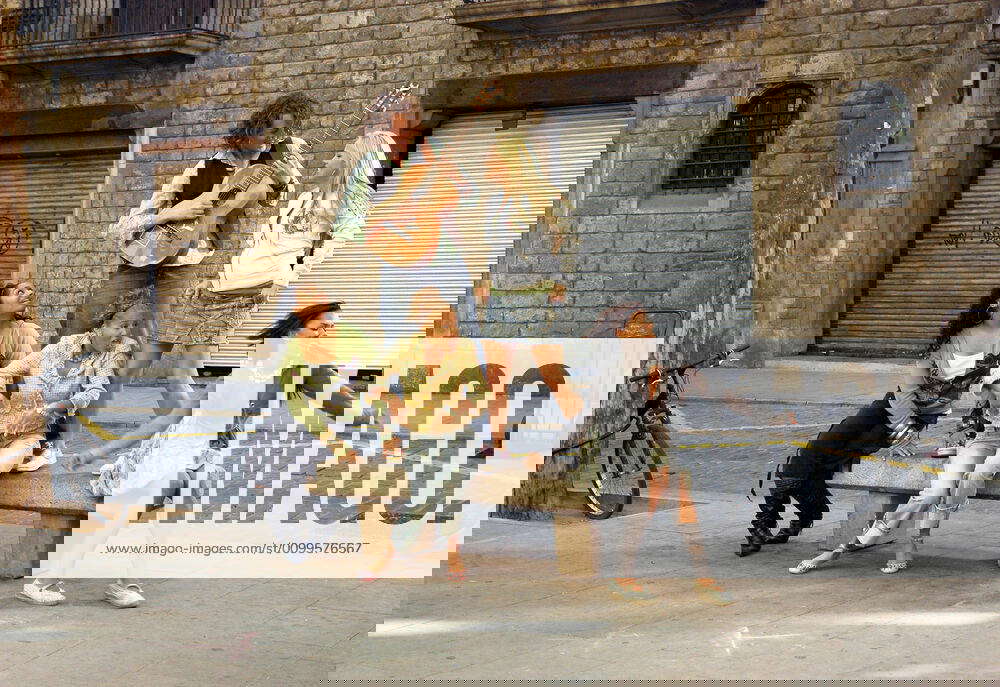 CHEETAH GIRLS 2: WHEN IN SPAIN, : Peter Vives, Sabrina Bryan, : Raven ...