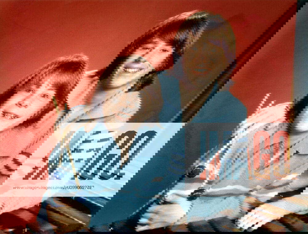 THE KEANE BROTHERS SHOW, Tom Keane, John Keane, 1977 Courtesy Everett ...