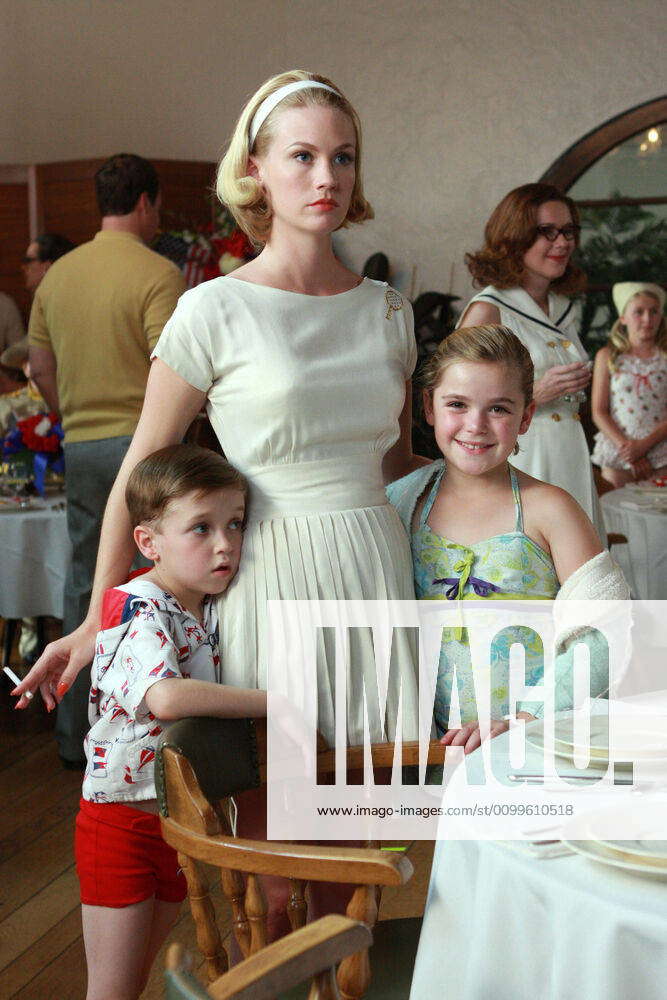 MAD MEN, : Aaron Hart, January Jones, Kiernan Shipka, Maidenform, 2007 ...