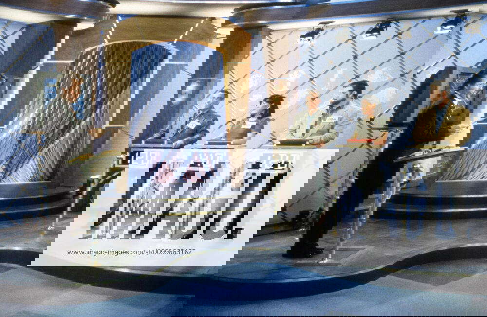 TASTE TEST, host David Rosengarten, with contestants, 1999. The Food ...