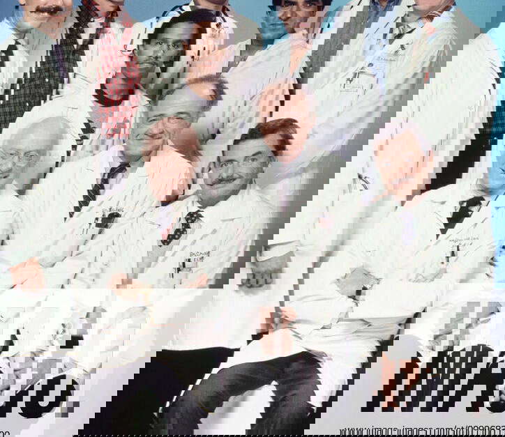 ST. ELSEWHERE, (standing): Mark Harmon, David Morse, Eric Laneuville ...