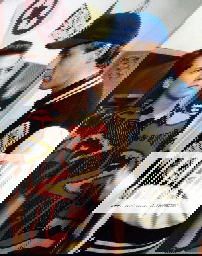 PARKER LEWIS CAN T LOSE!, (from left): Corin Nemec, Harry Anderson ...