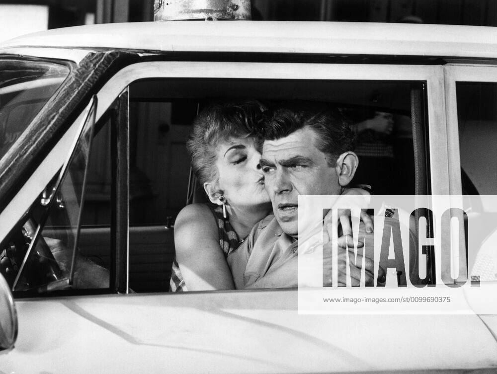 THE ANDY GRIFFITH SHOW, Jean Carson, Andy Griffith, The Arrest of the ...