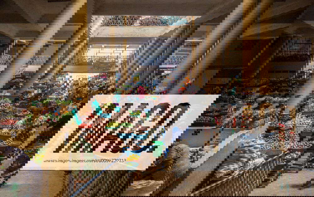 April 12, 2020, Gulu, Northern Region, Uganda: Food vendors continue ...