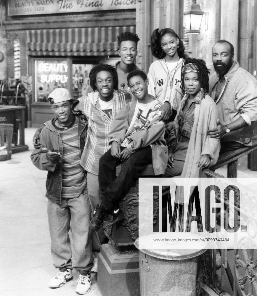 WHERE I LIVE, (back, from left): Flex Alexander, Yunoka Doyle, Sullivan ...