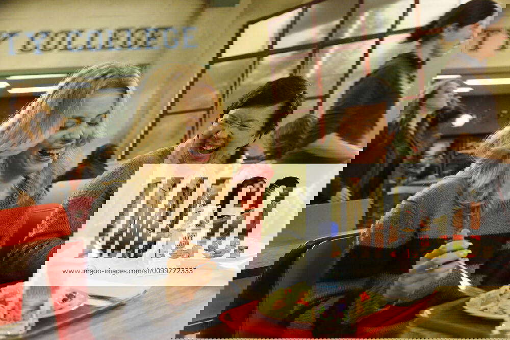 COMMUNITY, l-r: Gillian Jacobs, Ken Jeong in Advanced Intro To Finality ...