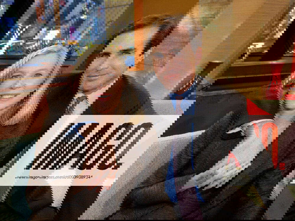 GOOD MORNING AMERICA, Lee Woodruff, Bob Woodruff, 1975-. photo: Ida Mae ...