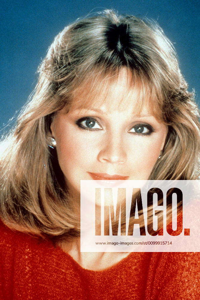 CHEERS, Shelley Long (1982-1987), 1982-1993. (c) Paramount TV Courtesy ...