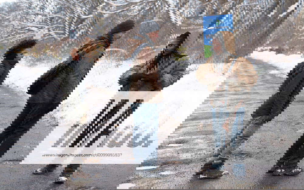 THE STRAIN, (from left): Angel Parker, Corey Stoll, Tonya Pinkins ...